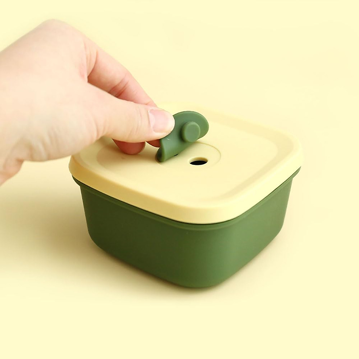 Housetip Silicone Food Containers,10.1oz 300ml 3Pcs, BPA Free Premium Silicone with Steamhole Lid, Dishwasher,Microwave and Freezer Safe,Semi-persistent Use,Food Grade, FDA