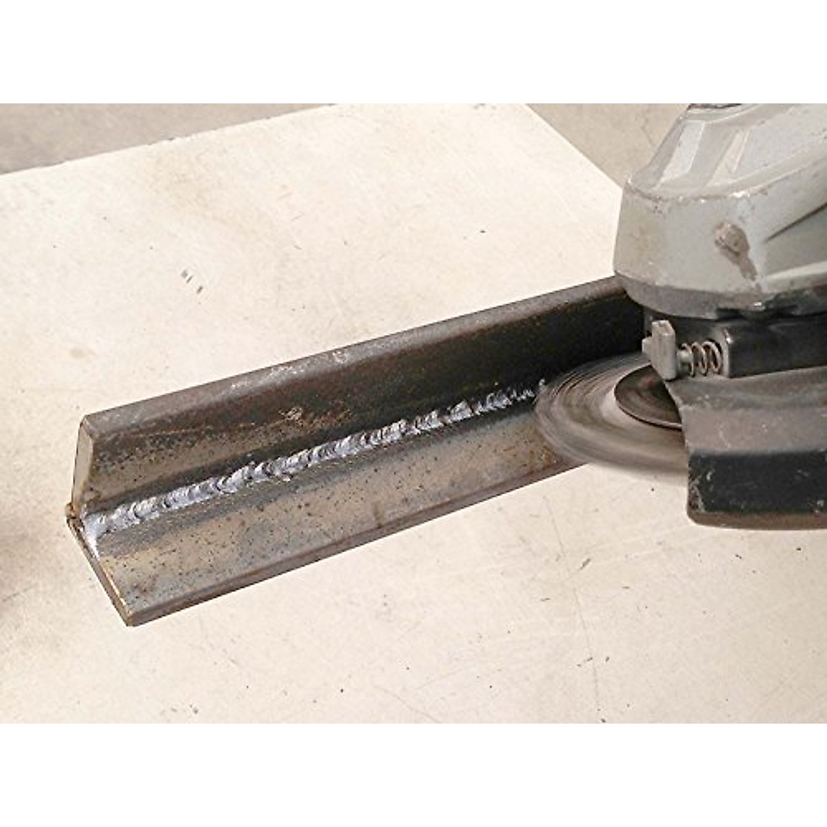 Weiler 13131 ROUGHNECK MAX 4" Stringer Bead Wheel, .020" Steel Fill, 5/8"-11 UNC Nut, Made in the USA