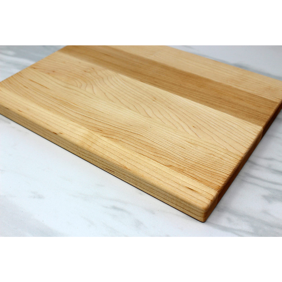 Monogrammed Wood Cutting Board Gift for Him or Her, Unique Wedding Gift for Couples, Engraved Maple or Walnut Holiday Gift Idea, Etched Gift