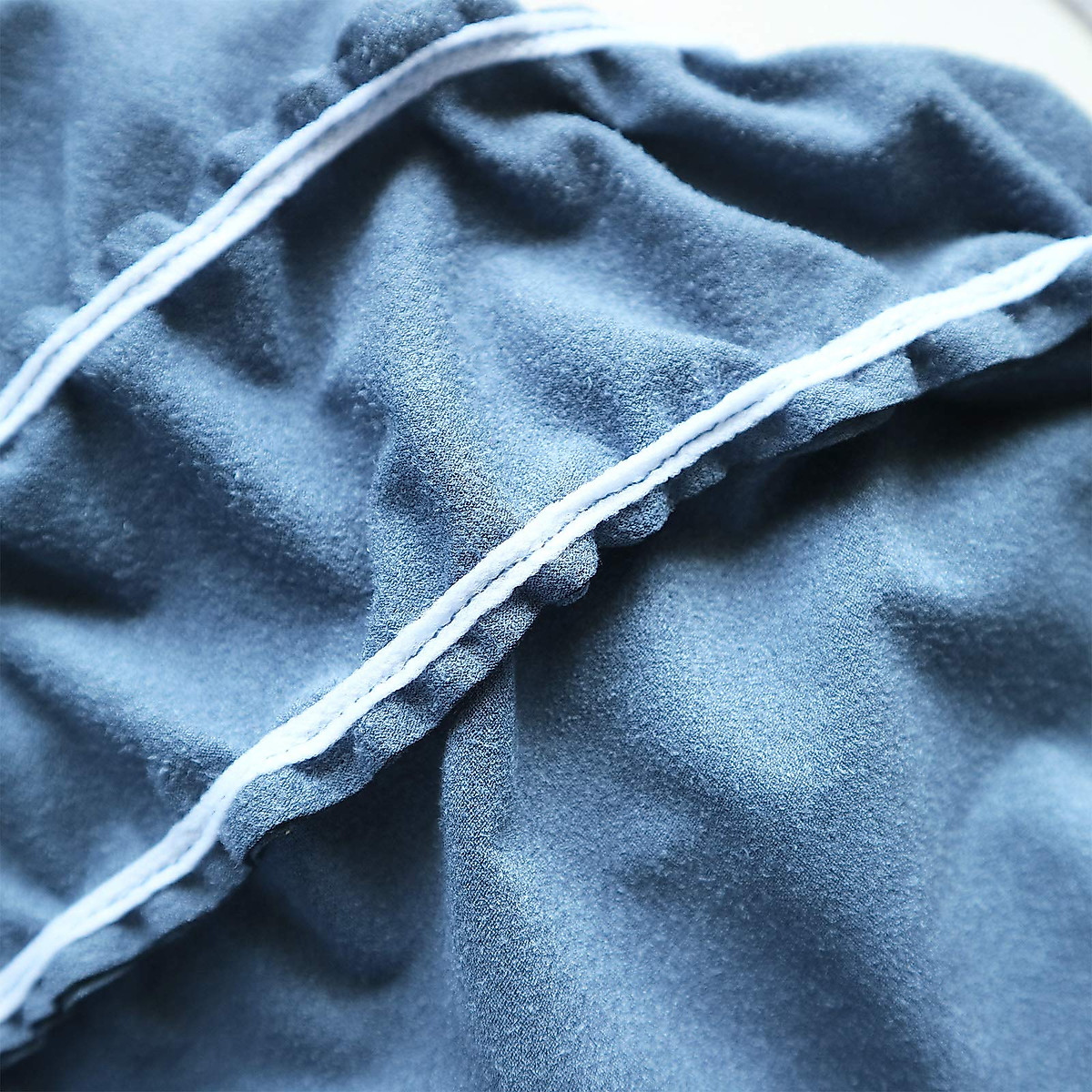 Hodeco Round Throw Pillow 18x18 for Kids 100% Polyester Filling Super Soft Cushion Ultra Fluffy Down-like Touch Decor Round Floor Pillow for Couch Bed Sofa, Navy Blue, 1 Piece