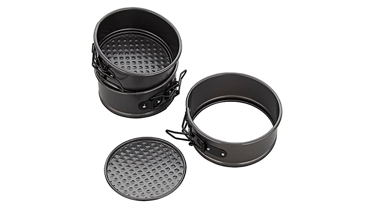 Wilton 4-Inch Mini Springform Pans for Mini Cheesecakes, Pizzas and ...
