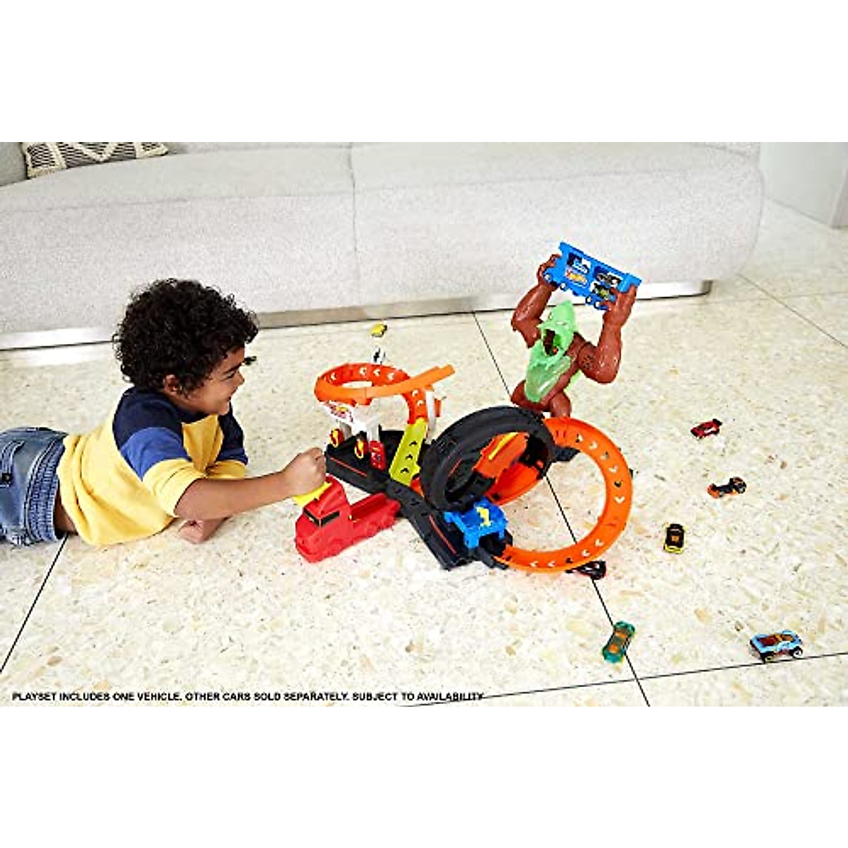 Hot Wheels Toy Car Track Set City Toxic Gorilla Slam Gas Station & Tire Repair Shop, Truck Launcher, 1:64 Scale Car