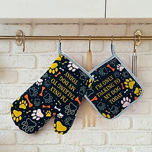 I‘m Only Talking to My Dog Today,Oven Mitts and Pot Holders Sets of 2，Funny Oven Mitt，Dog Lover Gift，Birthday Gift for Dog Owner，Dog Lover， Dog Mom
