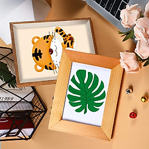 Blulu Jungle Animal Party Decorations - Centerpiece Sticks Animals Cutouts for Baby Shower or Birthday Party - Table Toppers, 28 Pieces