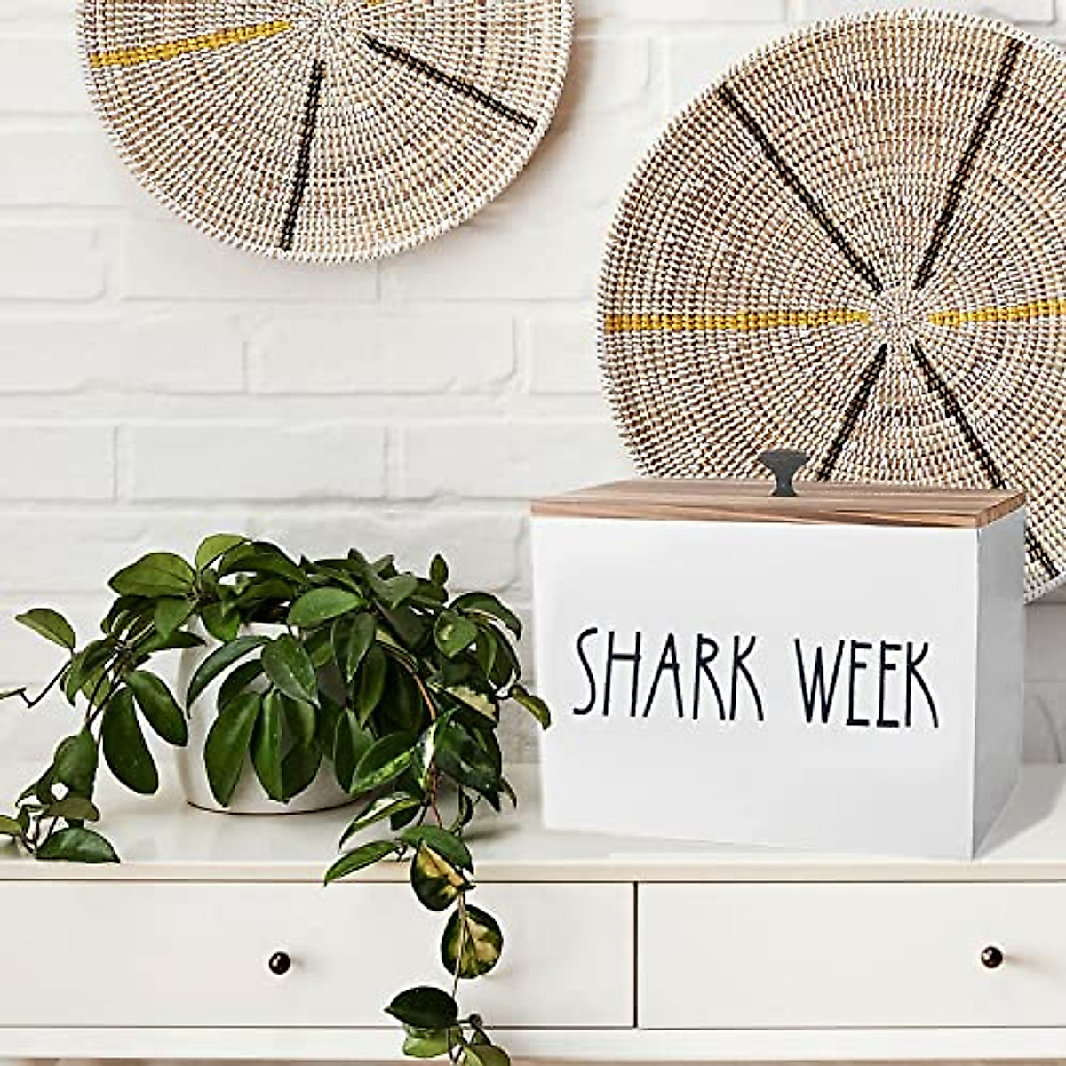 Tampon Holder for Bathroom, Farmhouse Bathroom Storage Container, Rustic Wood Bathroom Storage Bin with Lid, Movable Partition Feminine Product Organizer, Tampon Storage Container for Bathroom(Stay-A)