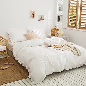Merryword 2 Pieces Ruffled Twin Duvet Cover Set Solid Comfort Bedding Aesthetic White Shabby Duvet Cover Farmhouse Vintage Quilt Cover for Bedroom(Twin, White)