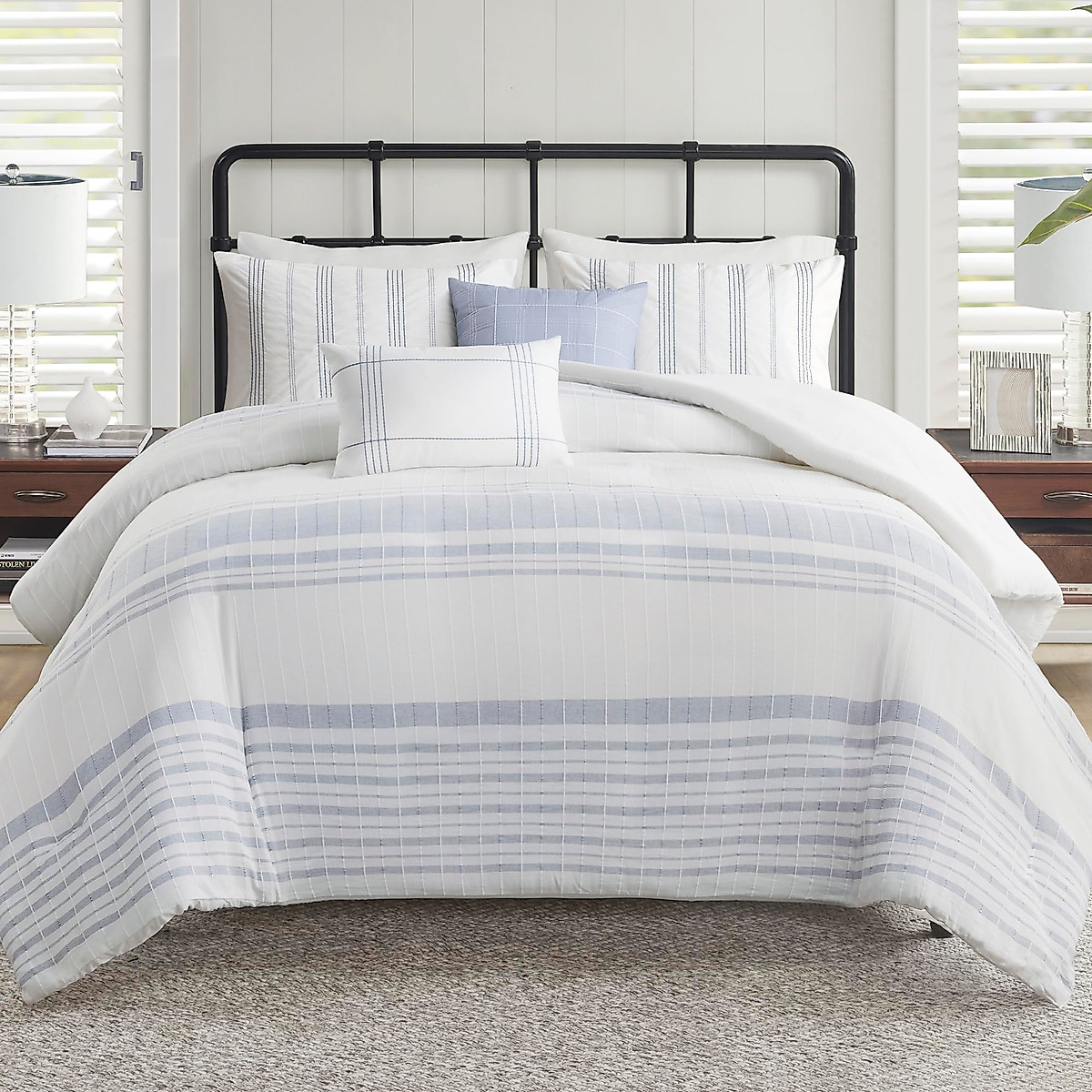 Harbor House Queen Duvet Cover Set, Stripes Clipped Jacquard, Cotton Oversized Duvet Cover for a Queen-Size Bed, Farmhouse Bedding Cover, 2 Shams, 2 Décor Pillows, Morgan, Full/Queen White/Blue
