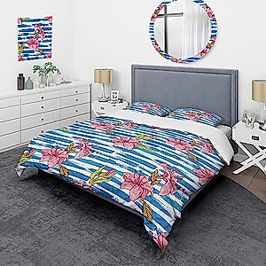 DESIGN ART Designart 'Blue and Red Grunge Striped' Patterned Duvet Cover Set Full - Queen