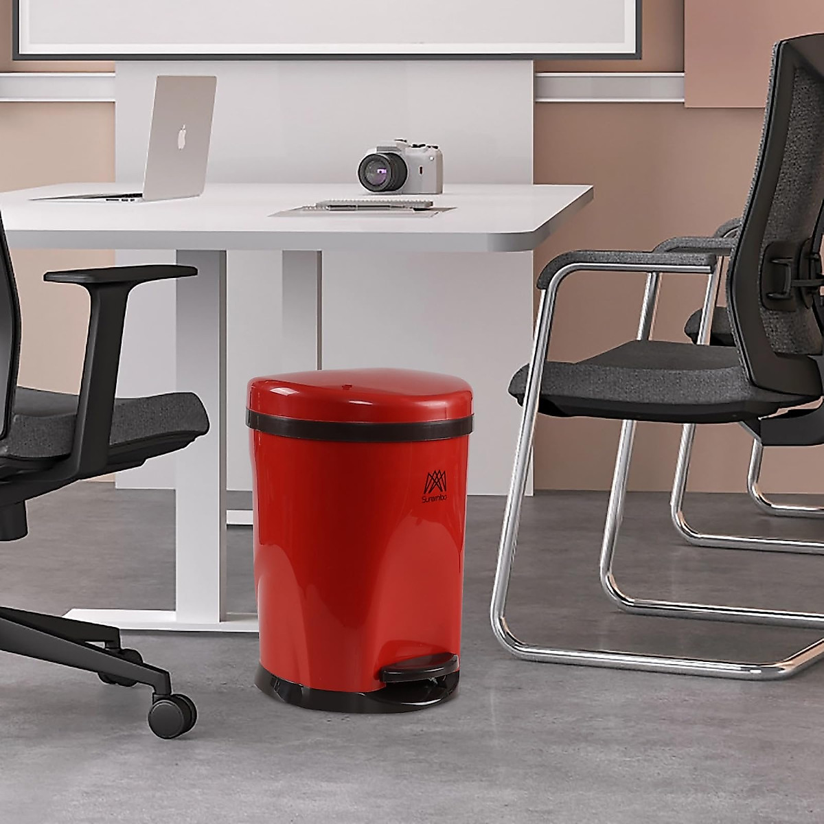 Xowine 2.6 Gallon Round Plastic Garbage Bin with Step Foot Pedal, Small Step-on Trash Can, Red