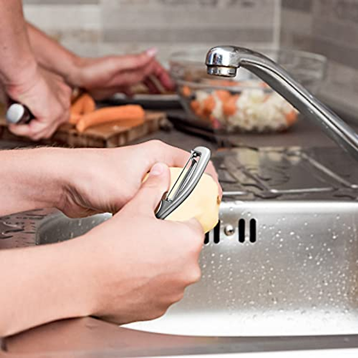 DEFUTAY Vegetable Peeler Potato Peelers, Peeler with Sharp and Durable Blades,Good for Peeling Fruits,Vegetables&Making Salads, Veggie Noodles