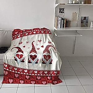 Happy Valentine's Day Flannel Fleece Throw Microfiber Blanket Super Soft Cozy Blanket Cute Gnome Holding Love Heart Red Plaid Lightweight Fuzzy Bedding Fleece Blanket for Couch Sofa Bed