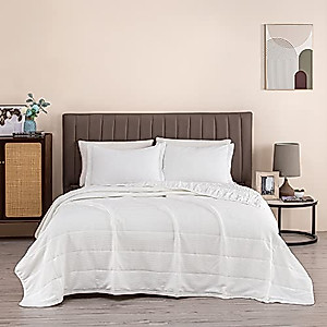 Great Bay Home 3-Piece Spandex White Full/Queen Quilt Comforter with 2 Shams | All-Season, Cozy, Modern Bedspreads | Thick Coverlet Sets | Ellie Collection