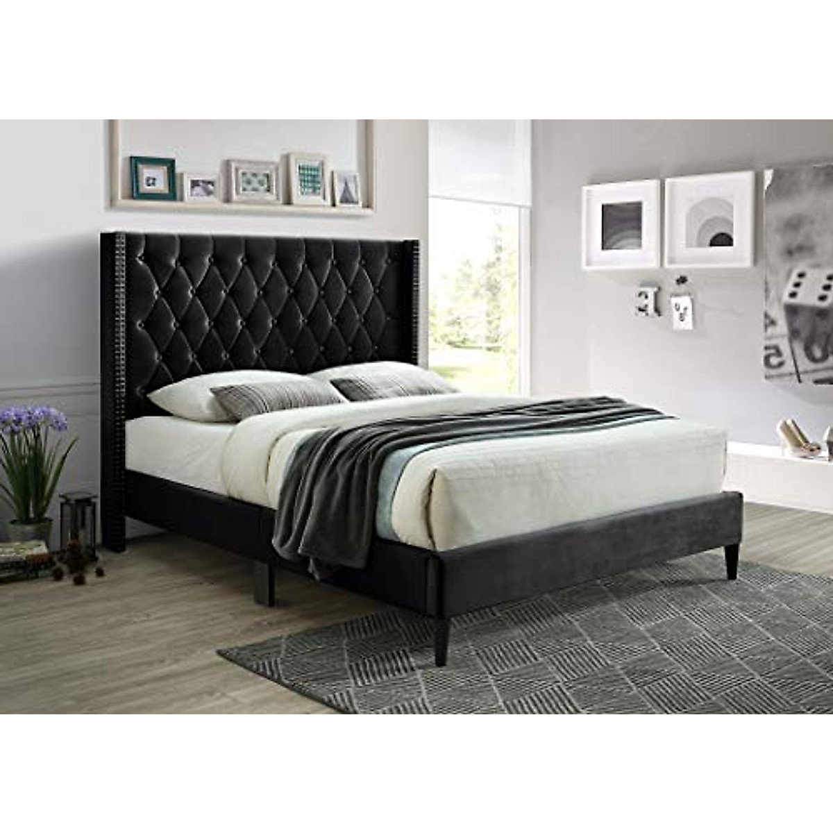 Better Home Products Amelia Velvet Tufted Full Platform Bed in Black