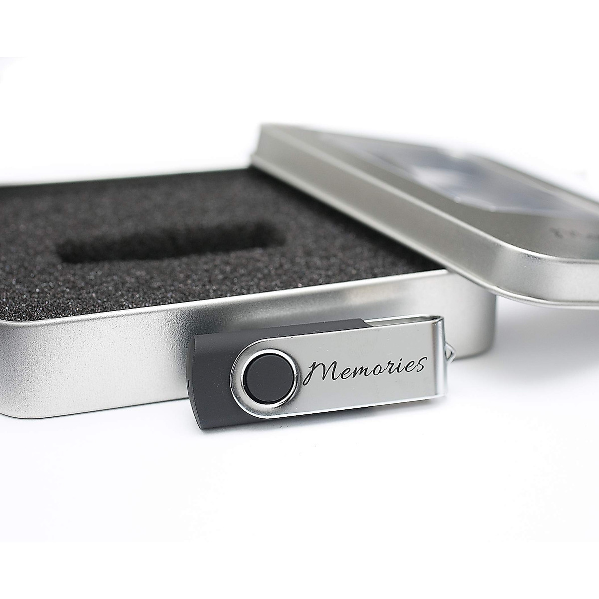 32GB Storage USB Flash Drive 3.0 with Tin Case/Box Set of 5 Thumb Drive Package. Flash Drive and Case for Weddings, Memories, Videos Perfect for Professional Photographers (Memories Label)