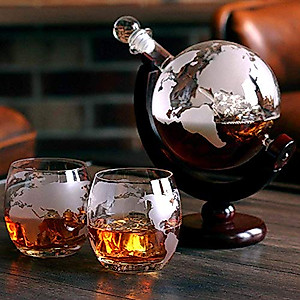 NutriChef Glass Whiskey Decanter - 850ml Globe Whiskey Carafe Alcohol Decanter Set with Glasses , Liquor Decanter w/ Stopper & Base, For Brandy Wine Cognac Rum Gin Scotch Bourbon