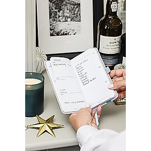 Busy B Slim Diary January to December 2024 - Peacocks - Week to View Slim Planner with Notes