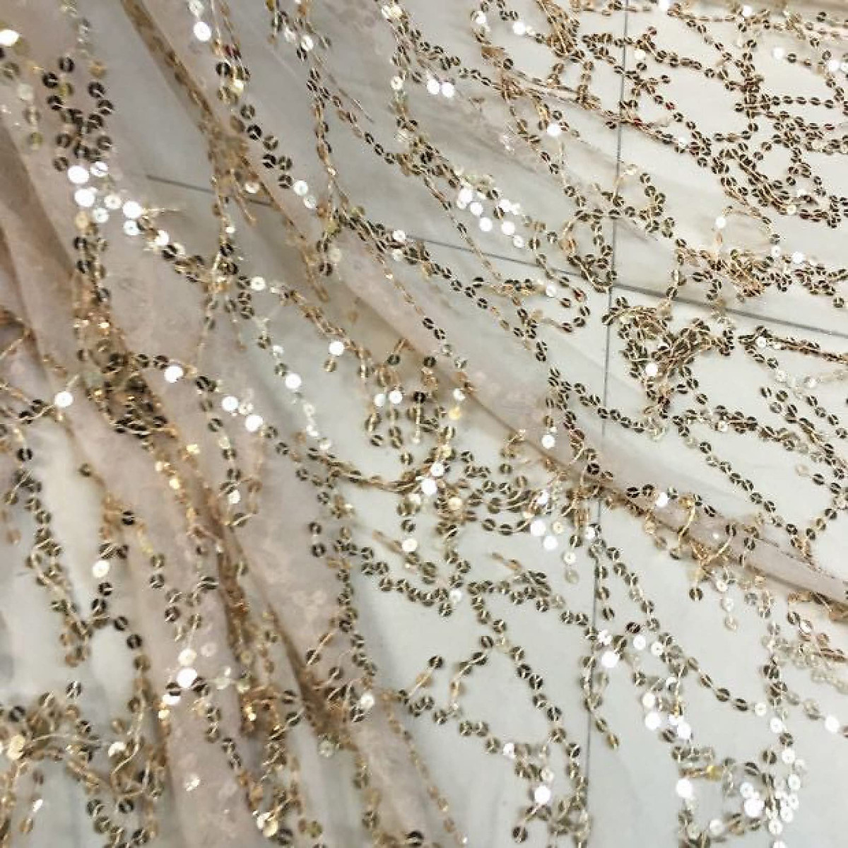 1 Meter Sequins Mesh Tulle Fabric for Sewing Crafts Dresses Costume Embroidery Tassel Lace Wedding Party Decoration
