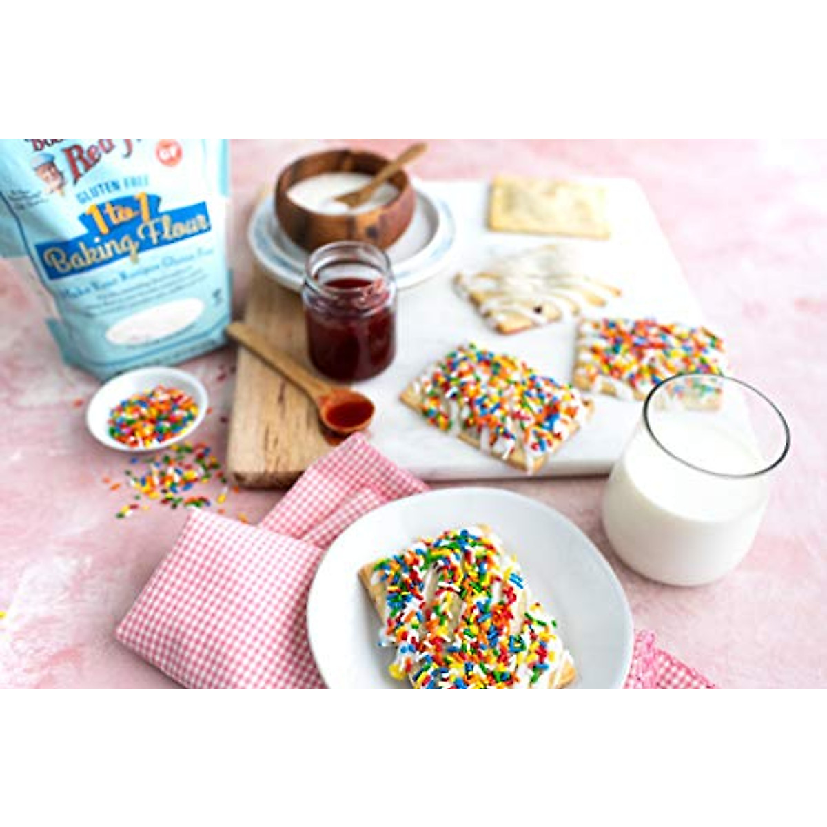 Bob's Red Mill Gluten Free 1-to-1 Baking Flour, 22-ounce (Pack of 4)