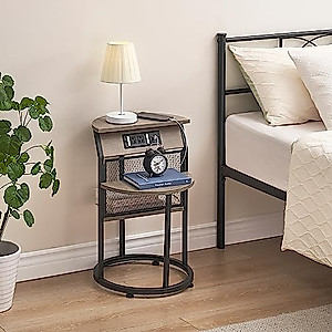 IDEALHOUSE Round End Table with Charging Station, Grey Wood Side Table with USB Ports and Outlets, Sturdy Circle Farmhouse End Table for Living Room, Bedroom and Couch