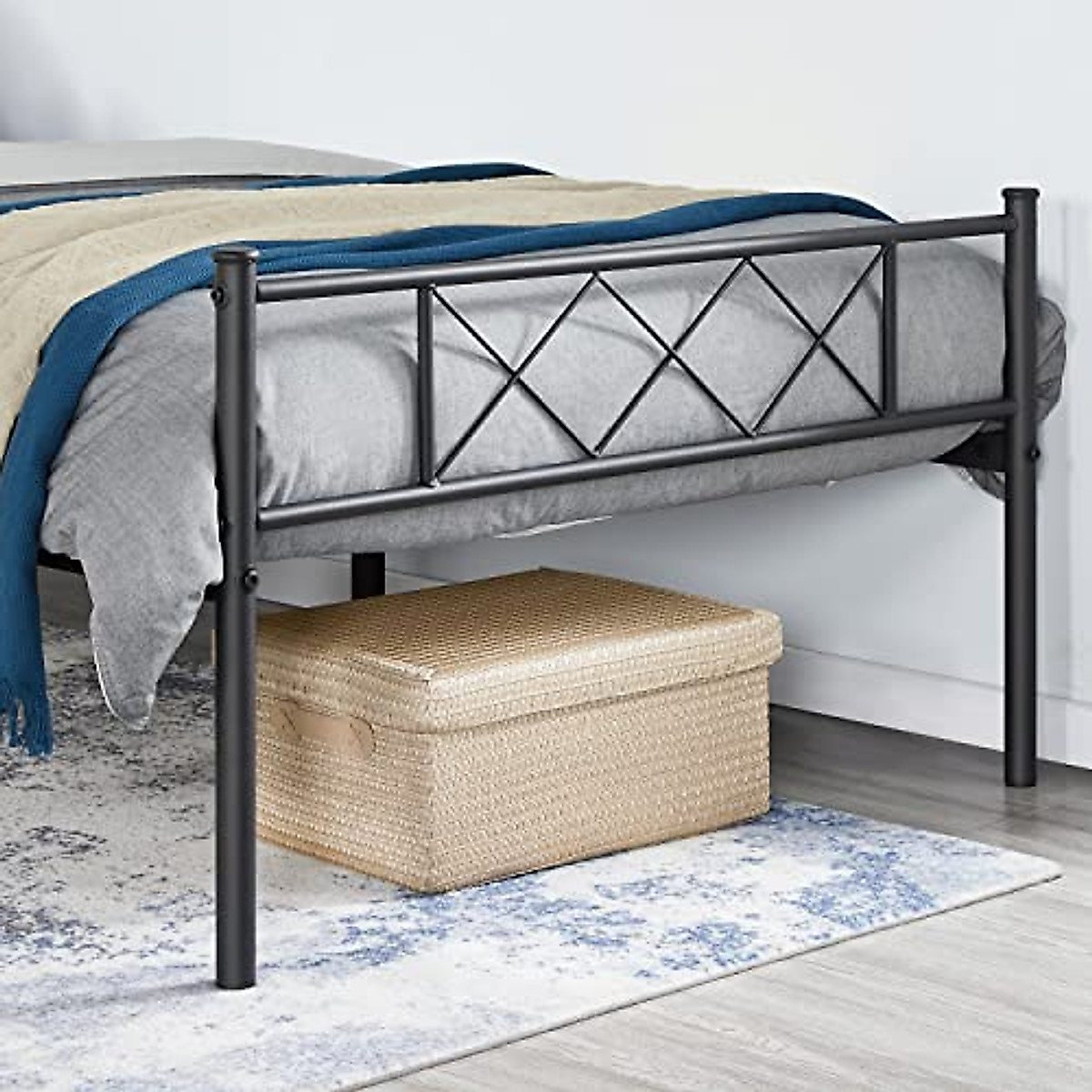 Yaheetech Twin Metal Platform Bed Frame Mattress Foundation with Headboard and Footboard No Box Spring Needed Under Bed Storage Steel Slats Black
