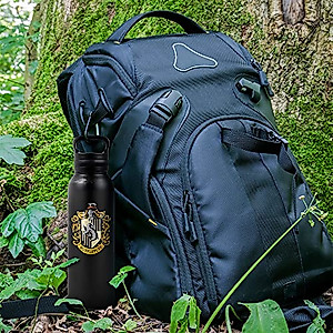 Harry Potter OFFICIAL Hufflepuff Crest 24 oz Insulated Canteen Water Bottle, Leak Resistant, Vacuum Insulated Stainless Steel with Loop Cap, Black