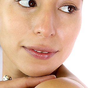 Juice Beauty Phyto-Pigments Illuminating Primer - 01 Luminous - 30 mL - Smooths Fine Lines, Evens Skin Tone + Blurs Imperfections - Silicone Free - Vegan, Cruelty Free