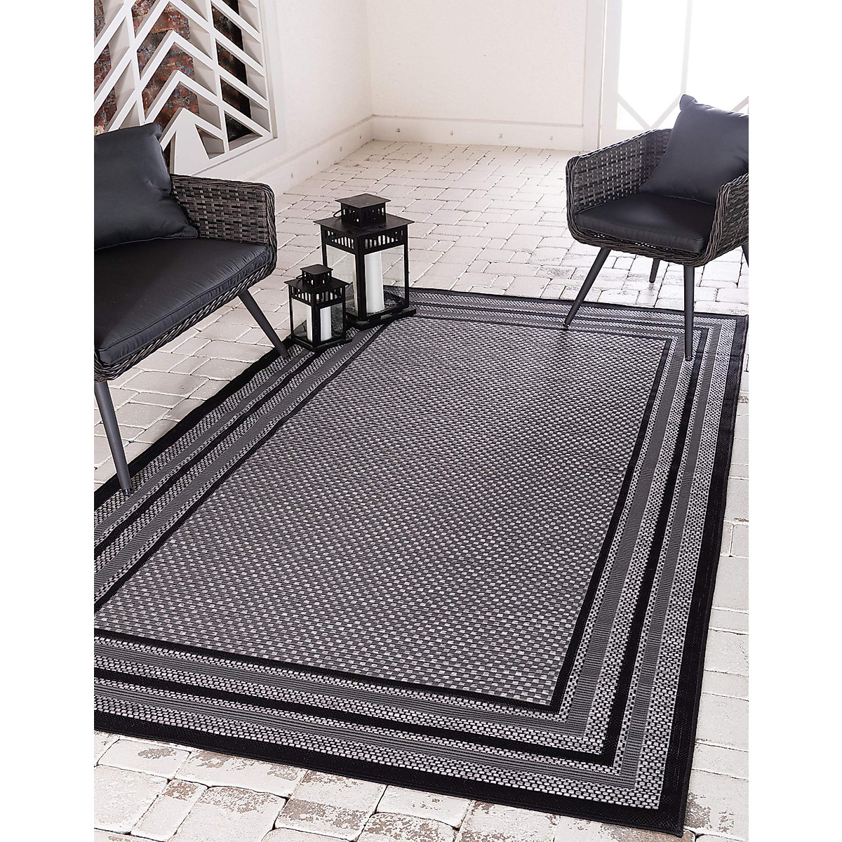Unique Loom Outdoor Border Collection Area Rug - Multi Border (3' 3" x 5' 1" Rectangle, Gray/ Black)