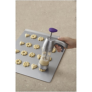 Wilton Preferred Press Cookie Press Set with 12 Shapes Discs for Originalö Cookies