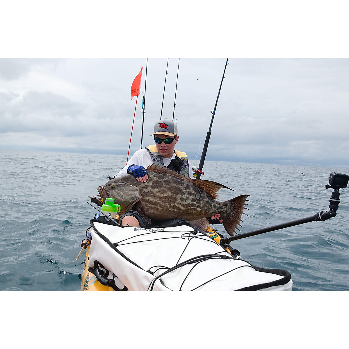 Reliable Fishing Products Insulated Kayak Bag 20" x 36" -takes up less space and keeps your fish fresh and protected, no matter the elements. Produced in USA,White