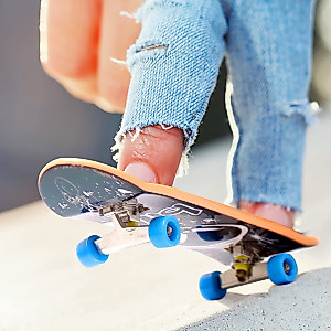 KETIEE 2 Kit Finger Skateboard for Kids Mini Skateboard Finger Boards Toys Gifts for Children Finger Skater Fingerboards Ultimate Sport Training Props Creative Fingertips Boards Mini Finger Toy