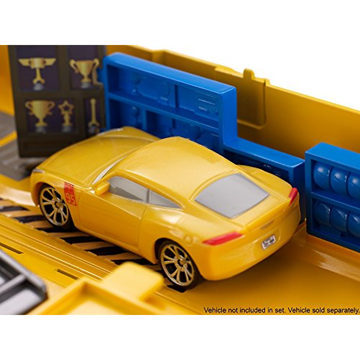 Disney Pixar Cars Cruz Ramirez's Hauler Playset