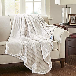 Beautyrest Duke Blanket Luxury Oversize Electric Throw Premium Soft Cozy Brushed Long Faux Fur for Bed, Couch with 3 Heat Setting Controller, Auto Shut-Off Function, Champagne, 50 in x 70 in