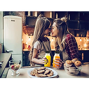 Hulless 3 Pcs 8 Ounce Plastic Juice Bottle Drink Containers Juicing Bottles with Black Lids, Suitable for Juice, Smoothies, Milk and Homemade Beverages