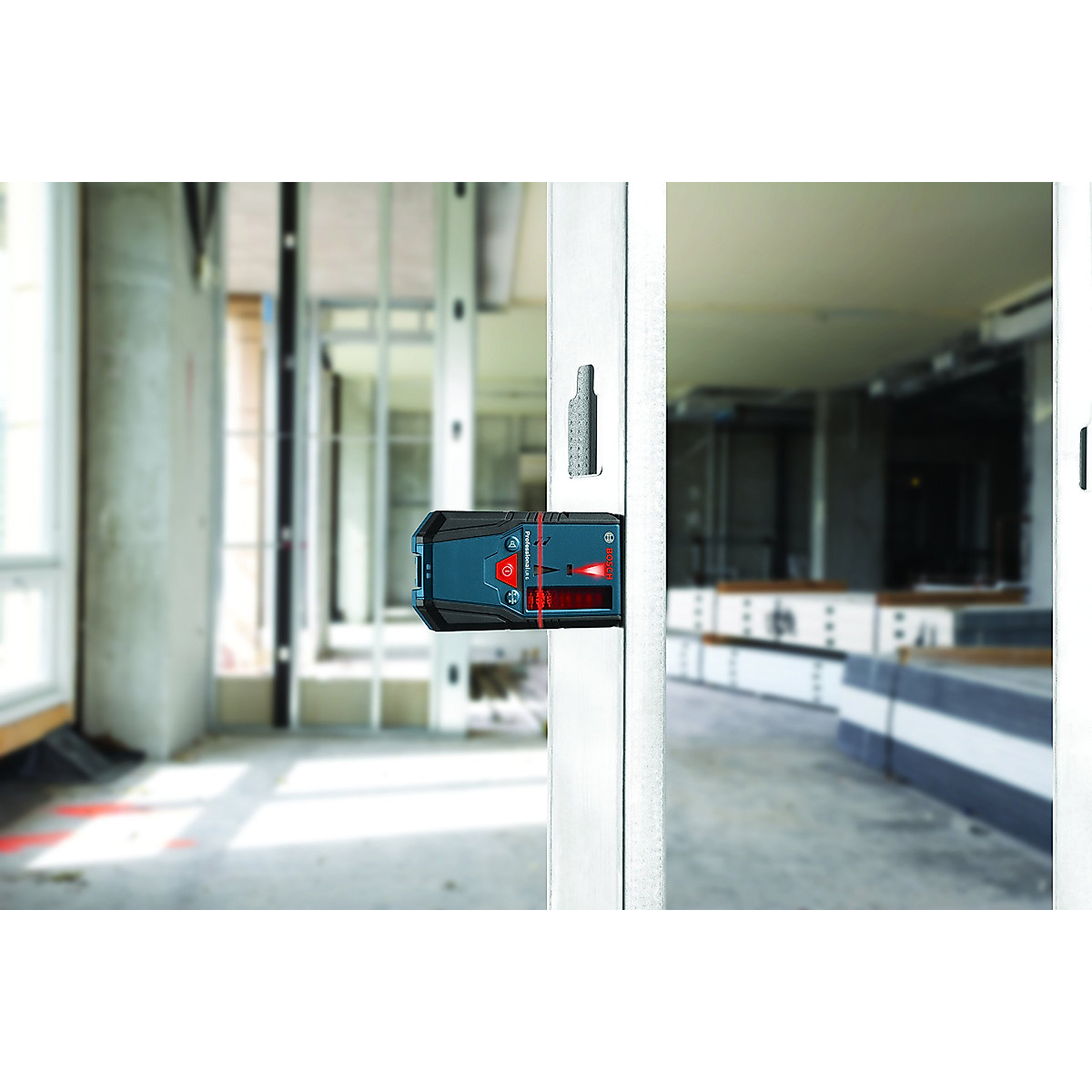 Bosch LR6 165 Ft. Red-Beam Line Laser Receiver