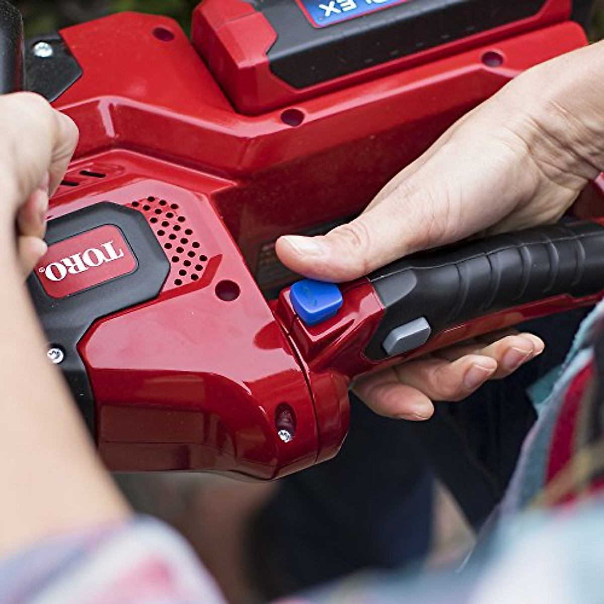 Toro PowerPlex 51491T 40V MAX Lithium Ion 24" Cordless Hedge Trimmer, without Battery & Charger