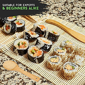 7 Pack Onigiri Mold, Rice Mold Musubi Maker Kit, Non Stick Spam Musubi Maker Press Rice Ball Mold Shake Sushi Maker Tool for Kids Bento Lunch and Home DIY (Triangle & Musubi)