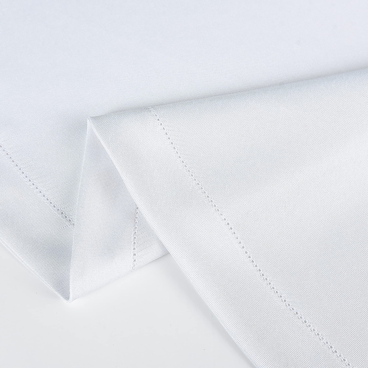 NEWISHER Farmhouse Oval Hemstitch Border Tablecloth Neutral Faux Linen Table Cloth Rustic Solid White Table Cover for Dining Kitchen Party Holiday Home 60x84 Inch