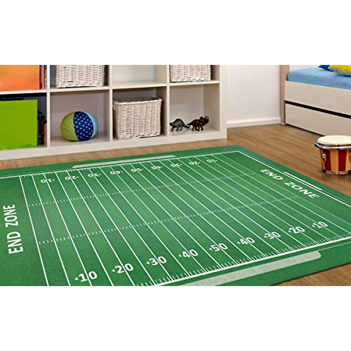Brumlow MILLS Washable Sports Field Print Indoor or Outdoor Rug for Living Area or Play Room, Bedroom Mat, Patio Carpet or Entryway Rug, 5' x 8', Football