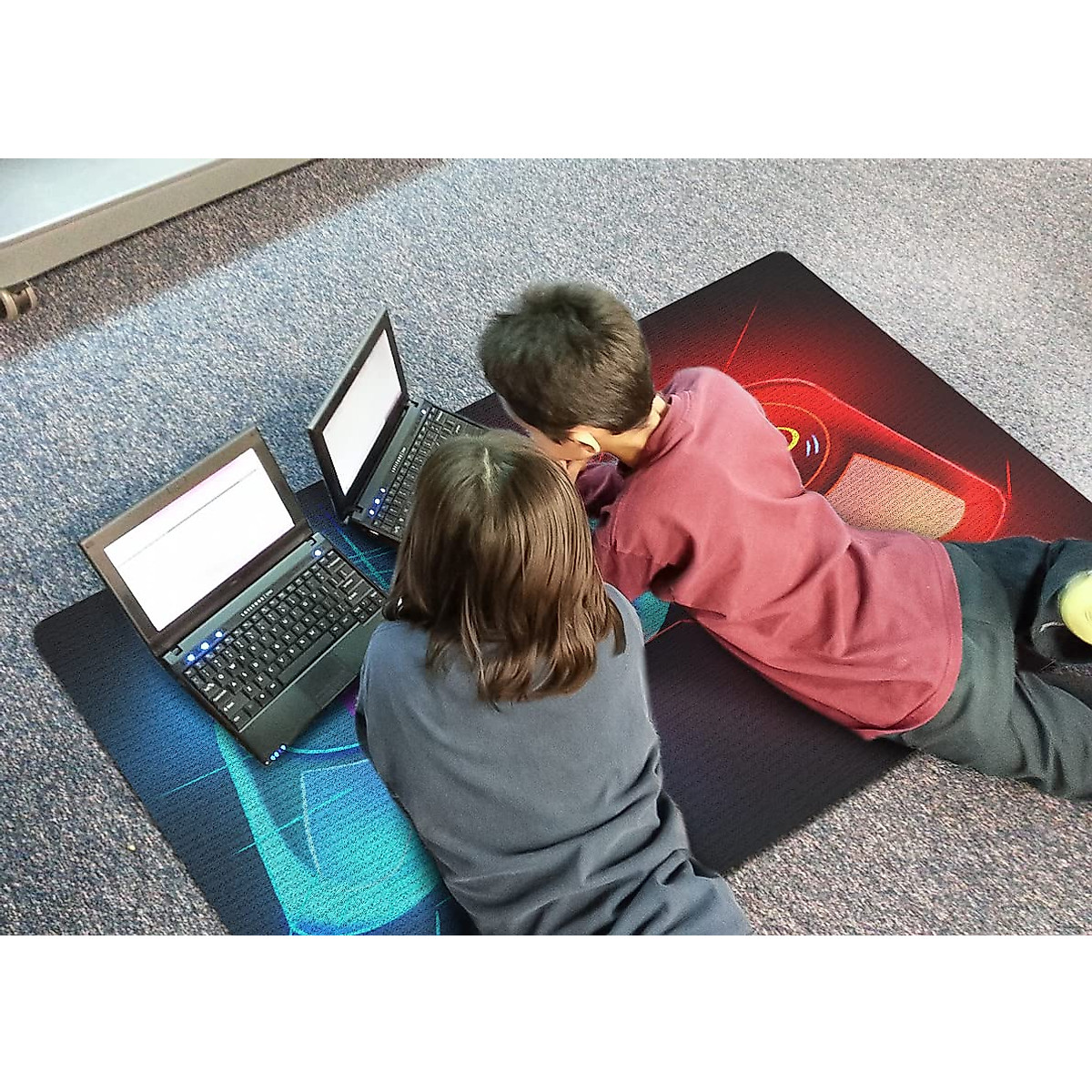 Tveinard Teens Boy Game Rug Gamepad Living Room Carpet Gamer Bedroom Controller Player Home Decor Non-Slip Gaming Carpet 39''*59''