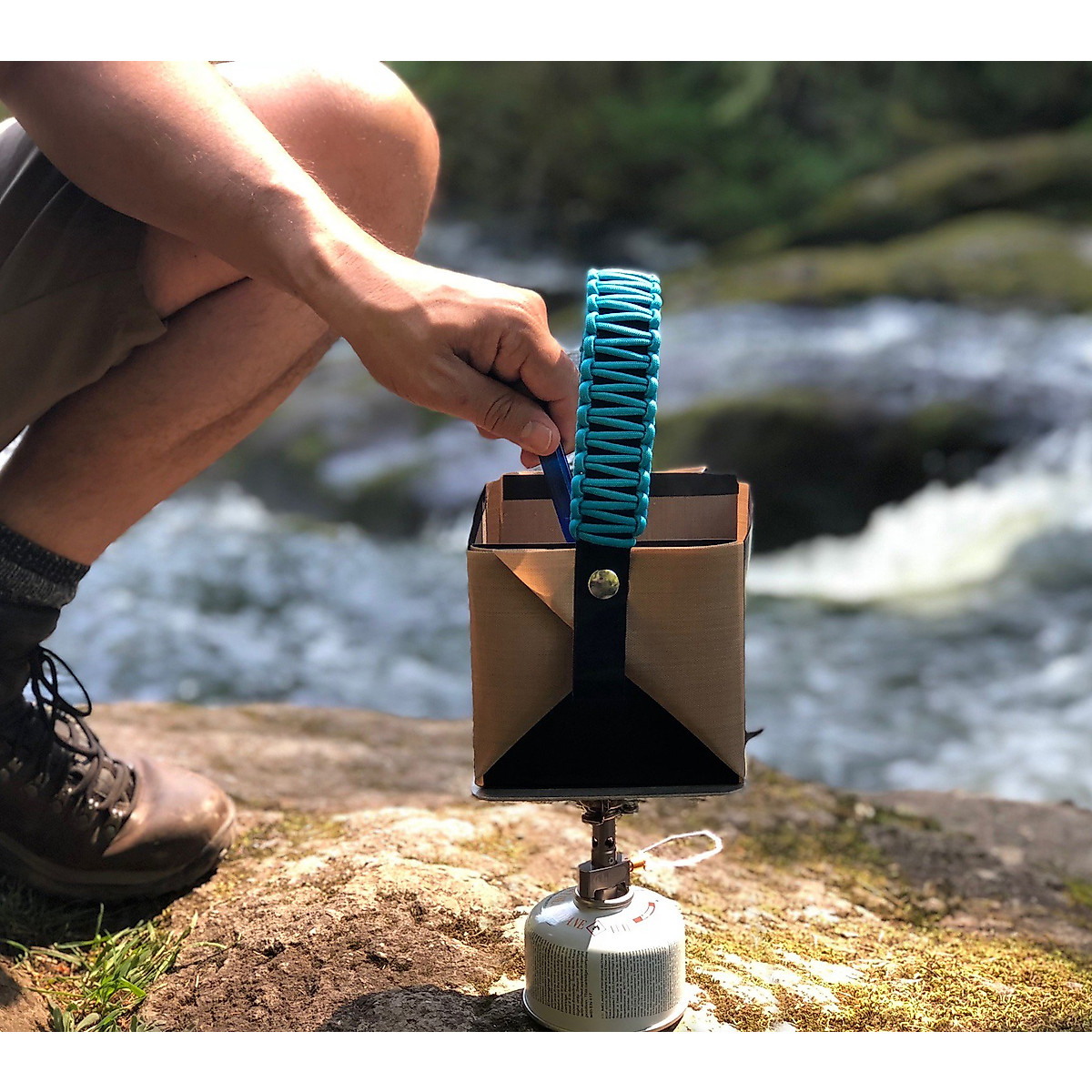 Bear Bowl Camping Cookware Pot 32 ounces | Foldable Cooking Pot, Pocket Pan/Skillet/Wok, Portable Dog Dish | Compact, Durable and Collapsible | Survival Kit, Backpacking Gear and Hiking Outdoors