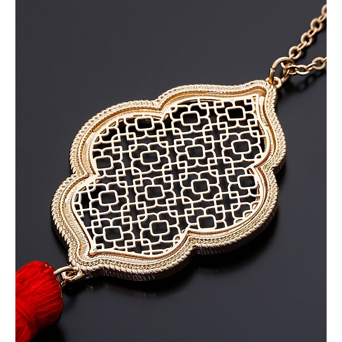 ALEXY 2Pcs Long Chain Pendant Necklace Set, Filigree Quatrefoil and Celtic Knot Pendant Tassel Y Necklaces for Women (B Gold + Gold)