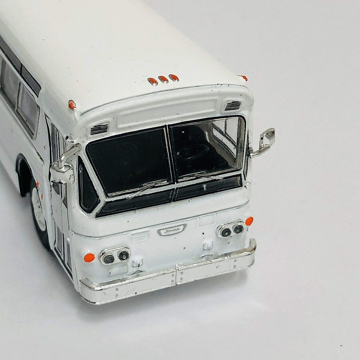 Iconic Replicas Flxible Fishbowl Bus 1/87 Scale-HO Scale Transit Bus New! Blank Ready for Customization!