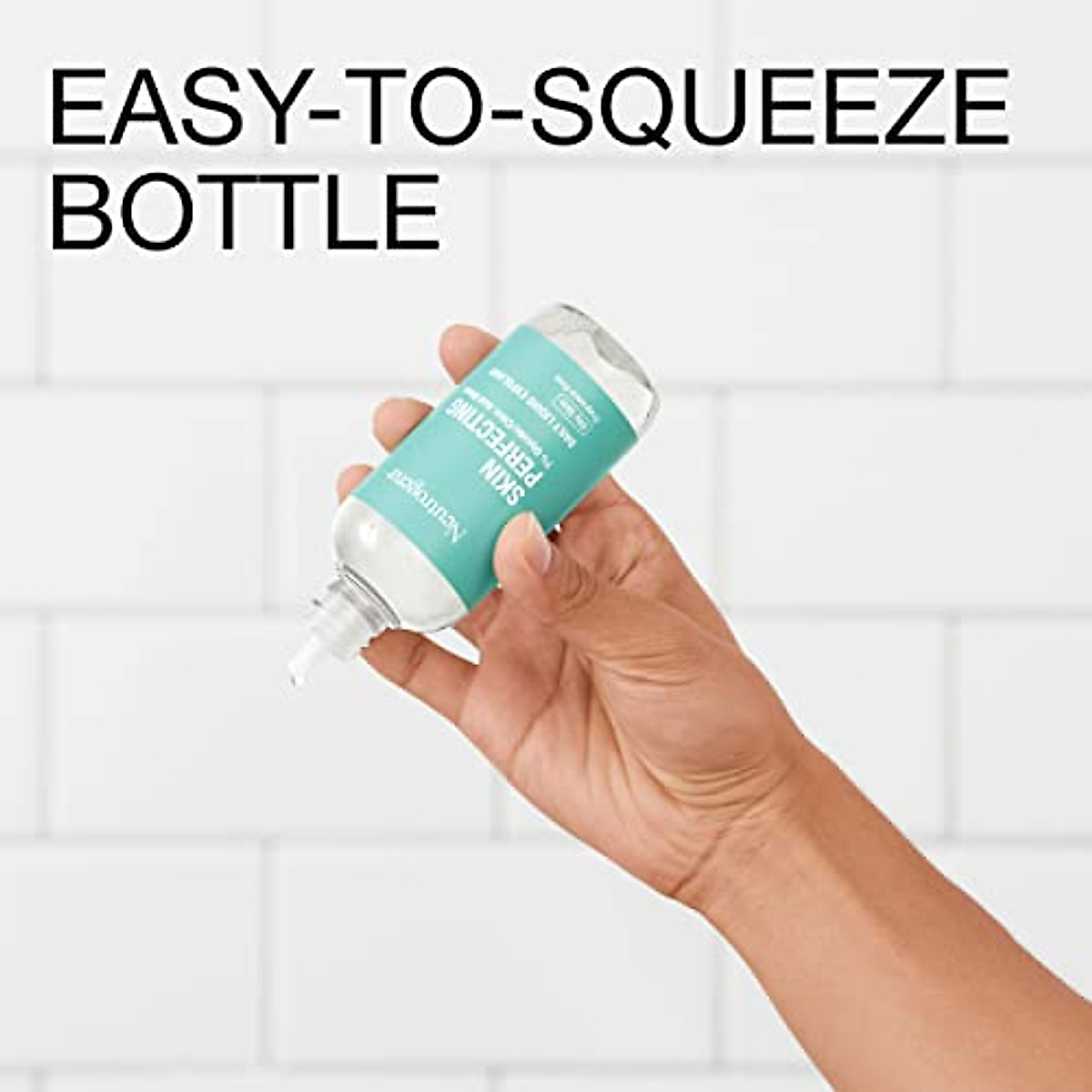 Neutrogena Skin Perfecting Daily Liquid Facial Exfoliant with 7% Glycolic/Citric Acid Blend for Oily Skin, Smoothing & Clarifying Leave-On Face Exfoliator, Oil- & Fragrance-Free, 4 fl. oz