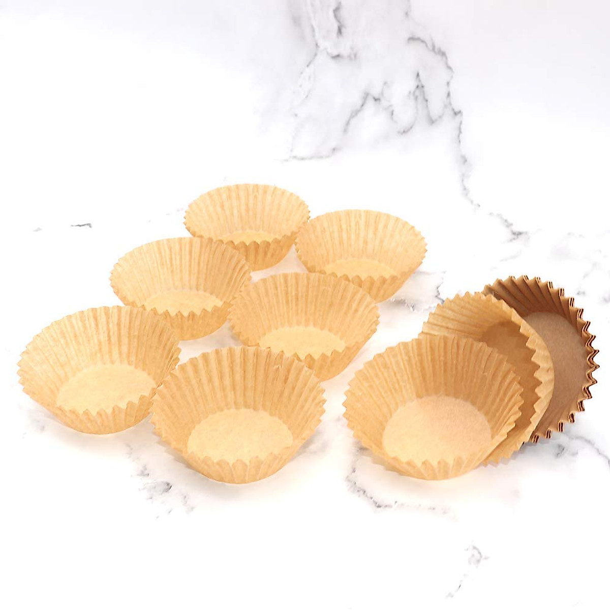 200-Pack Natural Cupcake Liners Unbleached Muffin Liners Greaseproof Paper Baking Cups Standard Size Paper Cupcake Liners for Baking Muffin and Cupcake, Natural Color