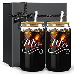 UOKPT Wedding Gifts, Mr and Mrs Glasses Cups Gifts for Couples Bridal Shower Gifts for Bride Groom Engagement Anniversary Newlywed Christmas Honeymoon Gift for Husband Wife His Hers Her Him - 2Pack