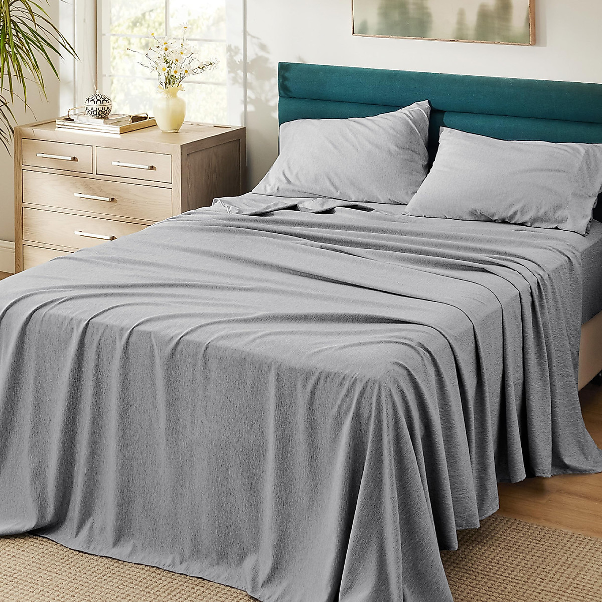 Bedsure King Size Sheets Set Grey, Soft 4 Pieces King Sheets, Cooling Sheets for King Size Bed, Luxury Cationic Dyed Bed Sheets, Deep Pockets & Easy-Fit, Breathable & Wrinkle Free