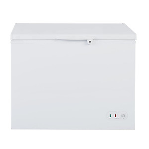 Maxx Cold 40.6" Commercial Chest Freezer with 9.6 Cu. Ft. Capacity, Durable White Steel, Locking Lid, and -11.2°F to -1°F Storage Range for Frozen Foods, Ice Cream, and More (MXSH9.6SHC)