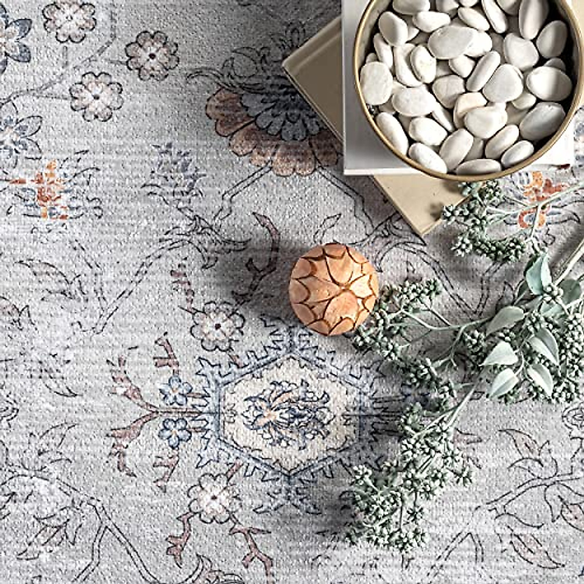 nuLOOM Julia Machine Washable Transitional Border Area Rug, 5' x 8', Light Grey