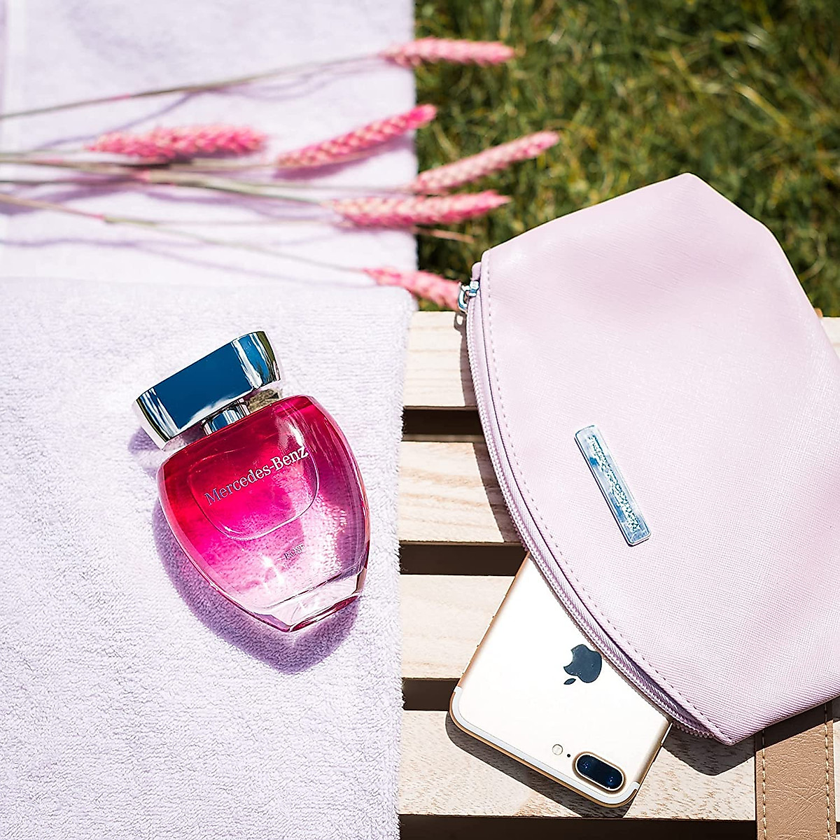 Mercedes-Benz - Rose - Professional Fragrance For Women - Elegant And Irresistible - Romantic And Stylish - Naturally Infused And Crafted - Sweet, Fresh And Young - Eau De Toilette - 3 Oz