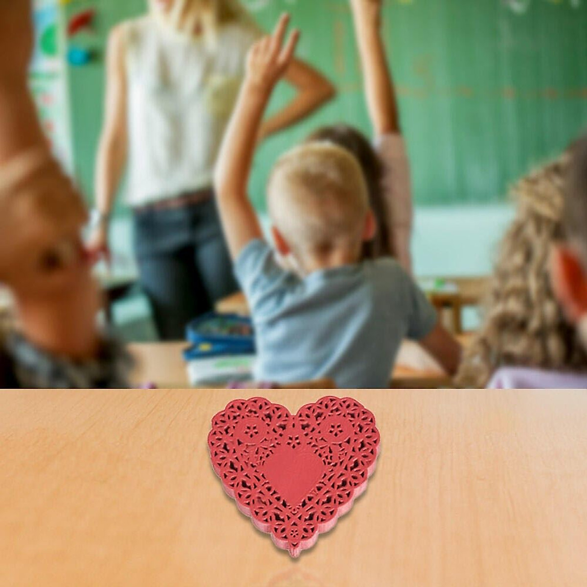 School Smart 85614 Heart Shaped Paper Lace Doilies - 4 inch - Pack of 100 - Red